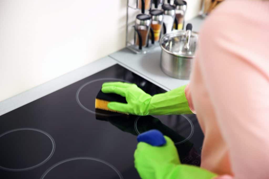 How to Clean a Glass Cooktop: Safe & Streak-Free Guide